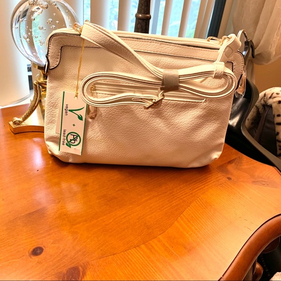 Bags | Cream Color Shouldercrossbody Bag Wgoldtone Trim | Poshmark